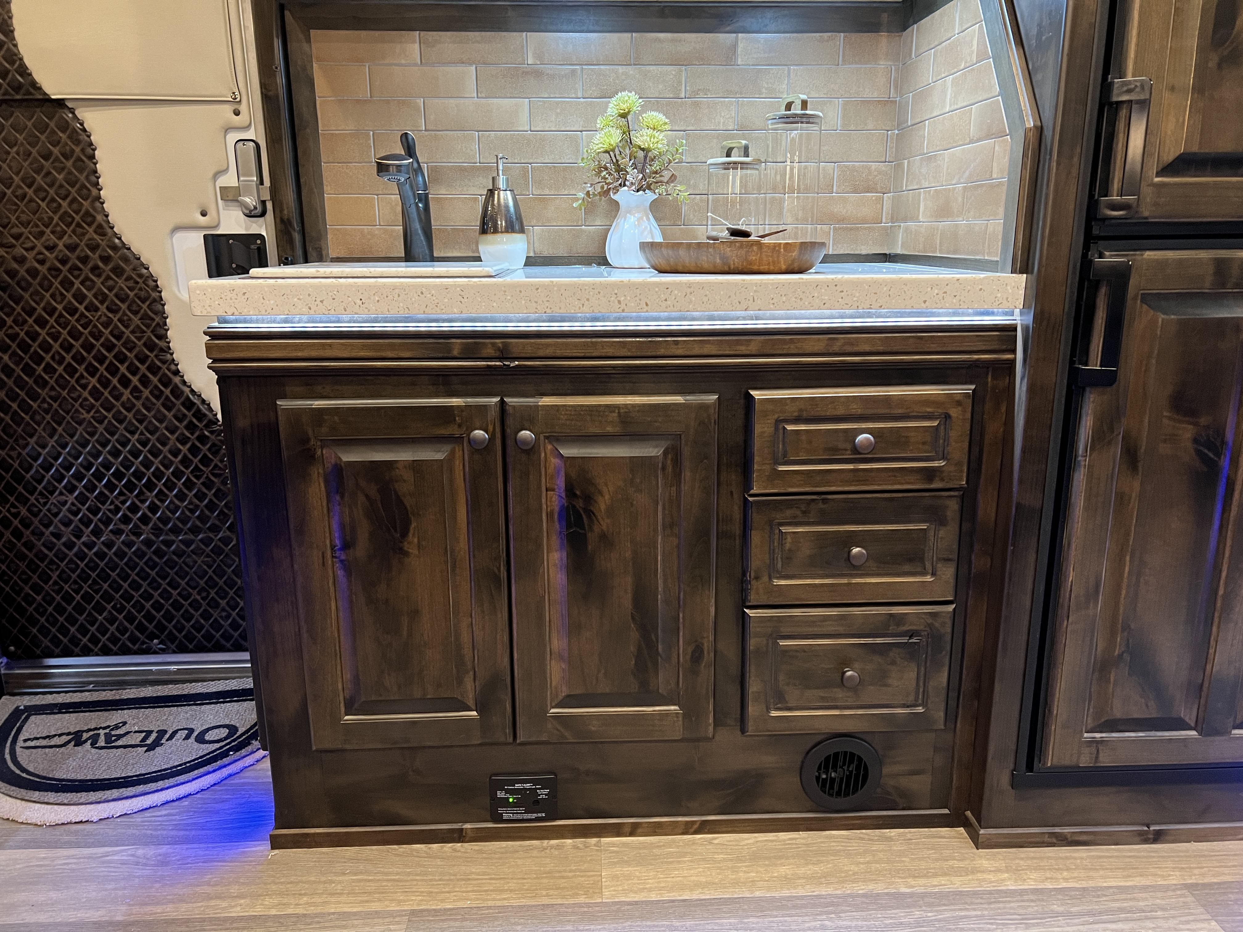 2026-Cimarron-4-Horse-Loft-with-18'-Outlaw-Conversions-39622 | Decatur ...